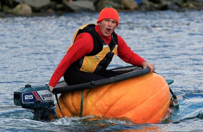 Windsor Pumpkin Regatta | Amusing Planet
